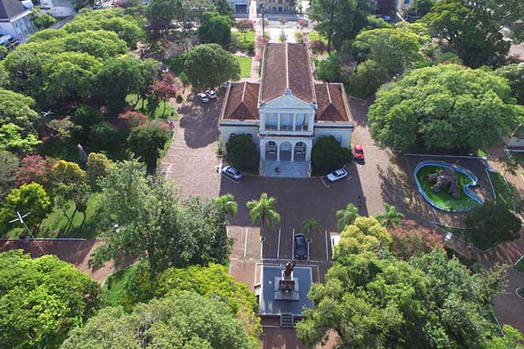 História, natureza e lazer lado a lado no Centro de Santa Cruz - GAZ ...